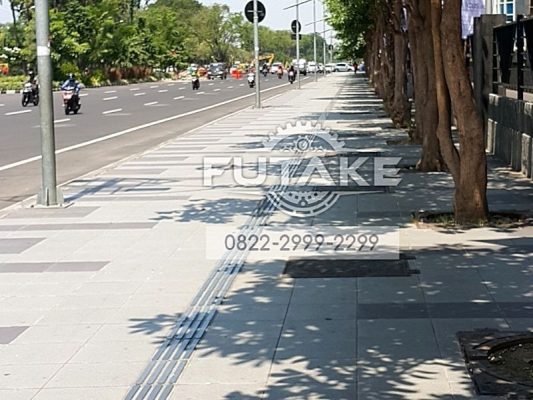 Guiding Block Tactile Paving, Jalur Khusus untuk Tunanetra - Pusat ...