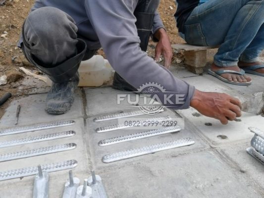 Guiding Block Tactile Paving, Jalur Khusus untuk Tunanetra - Pusat ...