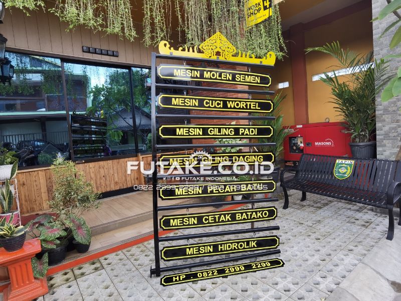 Papan Nama Jalan Unik Bisa Kustom - Pusat Spesialis Produksi Turunan ...